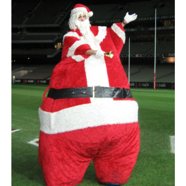 Stilt Walkers Australia | Christmas Entertainment: Giant Santa and Mrs ...