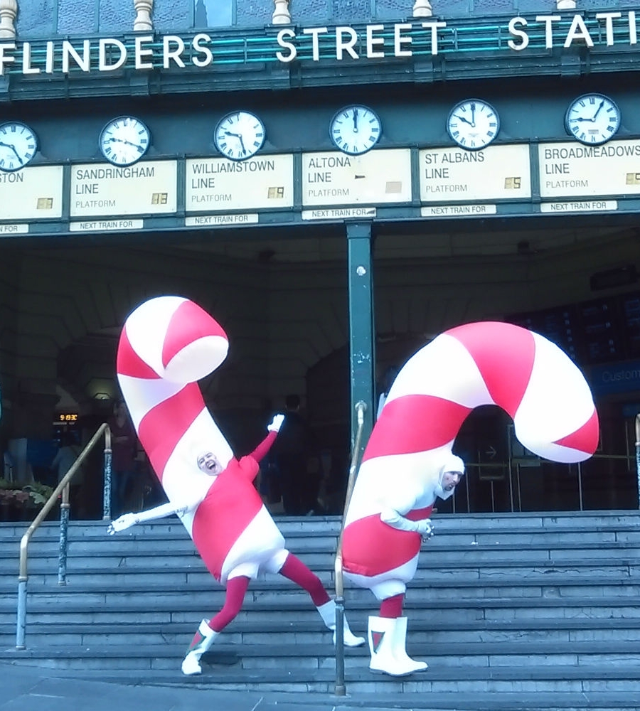 Stilt Walkers Australia | Melbourne Victoria Stilt Walkers: Ground ...