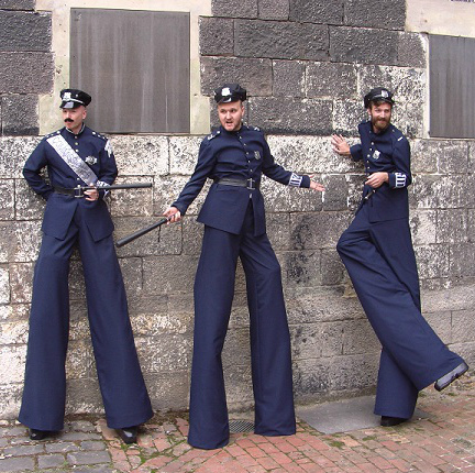 Stilt Walkers Australia | Melbourne Victoria Stilt Walkers: Stilt Police